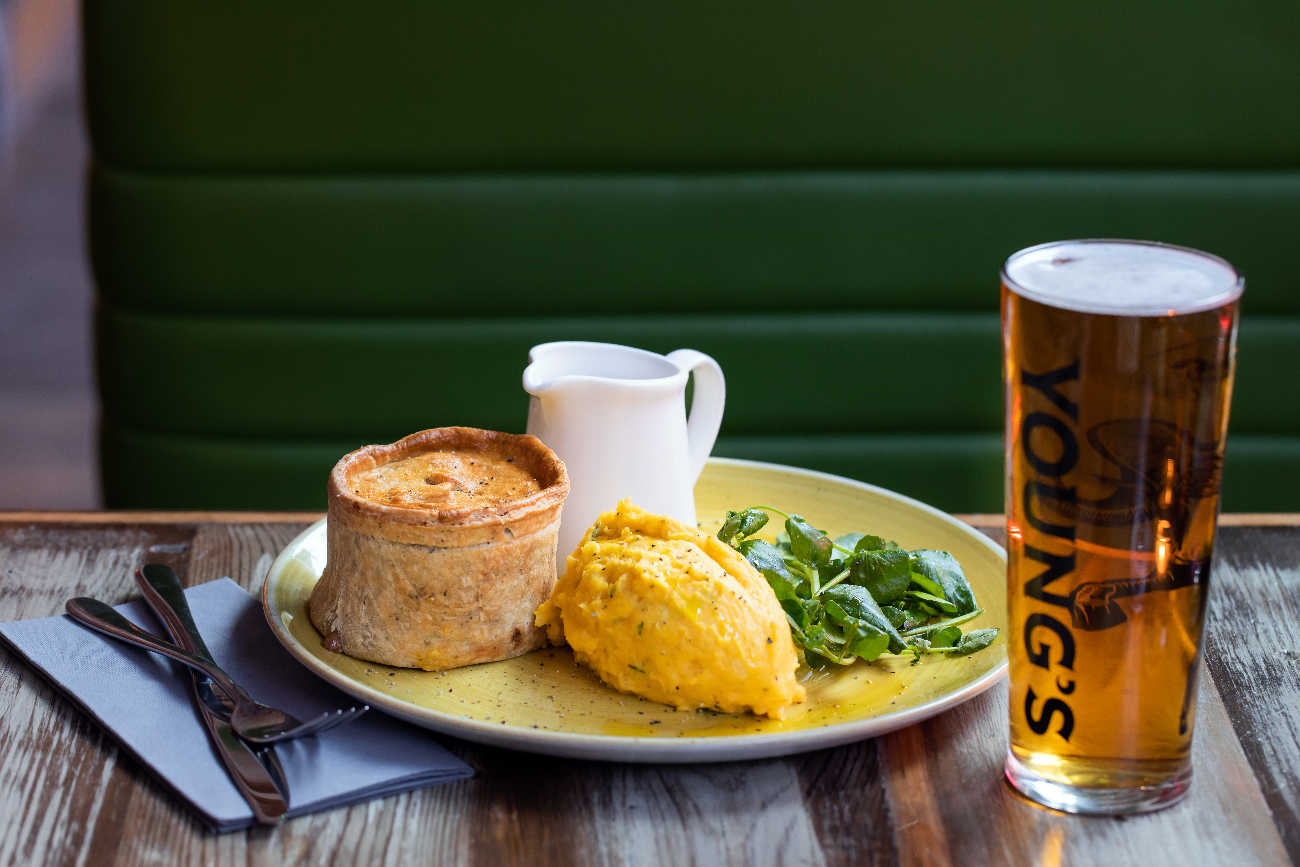 Food & Drink - Bull Bracknell