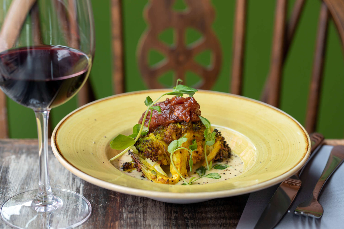 Food & Drink - Bull Bracknell